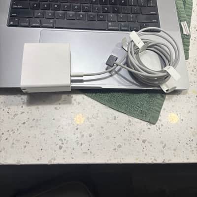 Apple MacBook M1 Pro Chip 2021 - 1 TB SSD | Reverb