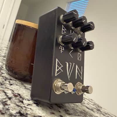 Black Hawk Amplifiers Mithrandir Blackened Harmonic Octave | Reverb