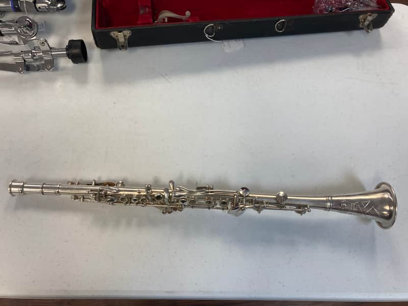 Holton Collegiate Metal Clarinet | Reverb