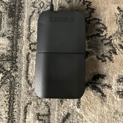 Shure BLX14/CVL Wireless Presenter System with CVL Lavalier | Reverb