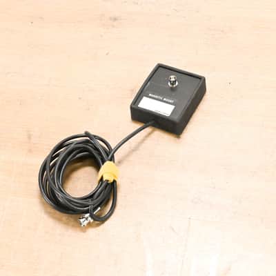Radiall / Larsen BNC-BNC Magnet Mount CG0119T | Reverb