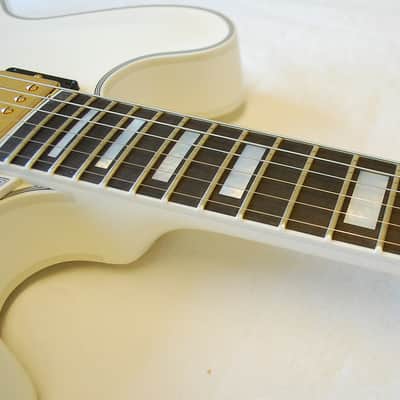 Gibson ES-355 Varitone Maestro Antique White | Reverb The Netherlands