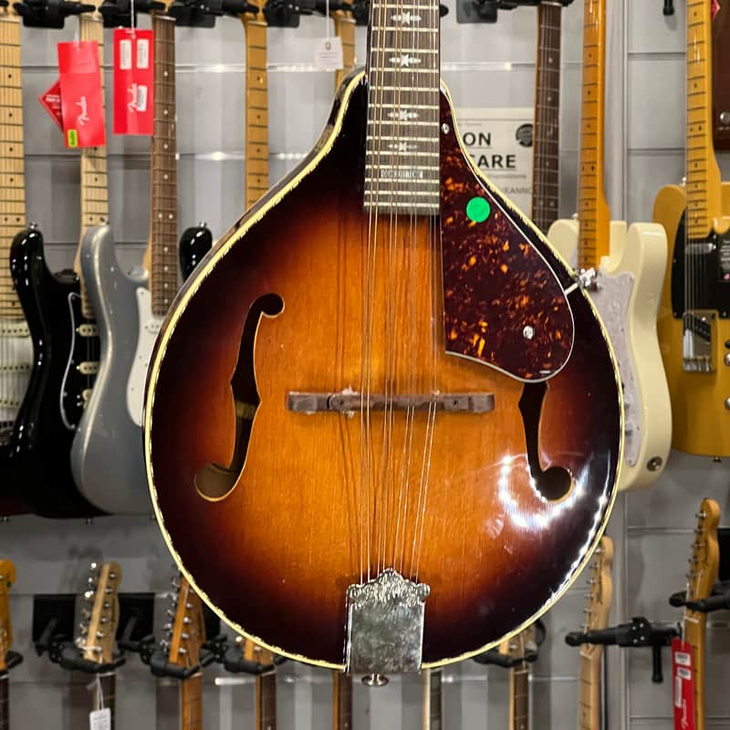 Fender A52 E Mandolin Concert Tone Sunburst Mandolino | Reverb
