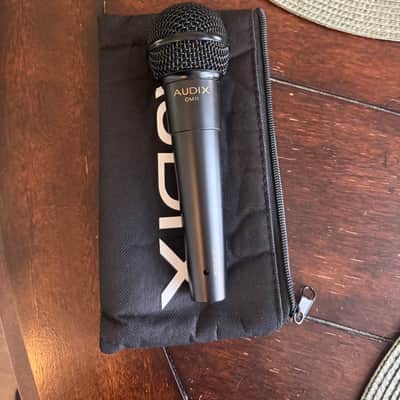 Audix OM11 Handheld Dynamic Microphone 2010s - Black | Reverb