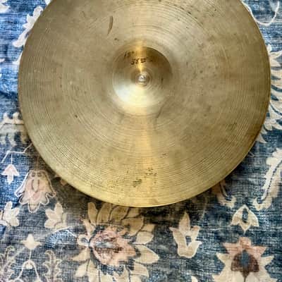 Zildjian 18" Avedis 1960s Stamp Crash Cymbal | Reverb