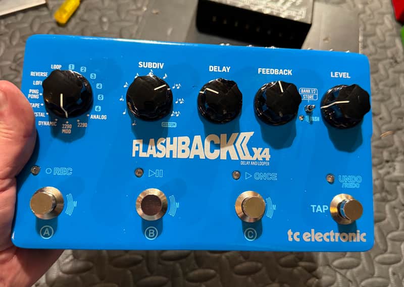 TC Electronic Flashback 2x4 Delay and Looper 2021 - With Box | Reverb