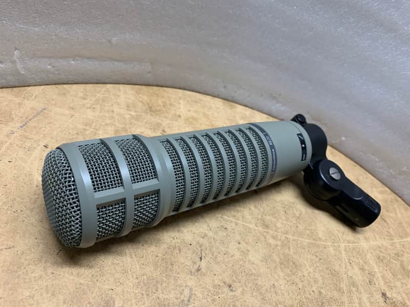 ELECTRO VOICE EV RE20, EV RE 20 MICROPHONE W/HOLDER- | Reverb