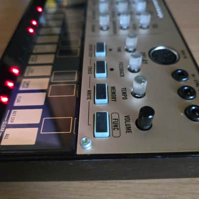 Korg Volca Keys Analog Loop Synthesizer 2013 - Present - | Reverb