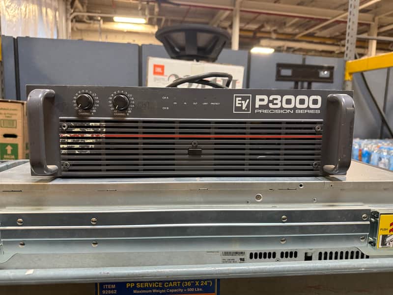 EV P3000 Precision Series Amplifier | Reverb Canada
