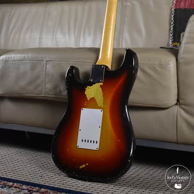 Fender Stratocaster 1963 3-tone Sunburst | Reverb Canada