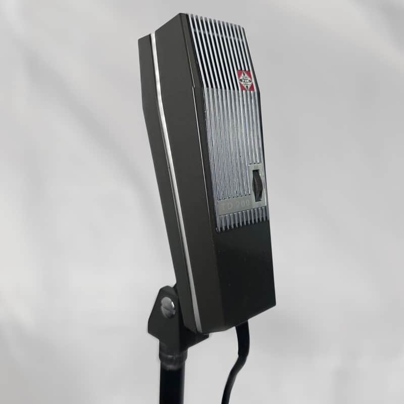 Vintage Telefunken TD200 dynamic mic - Incl. original box, | Reverb