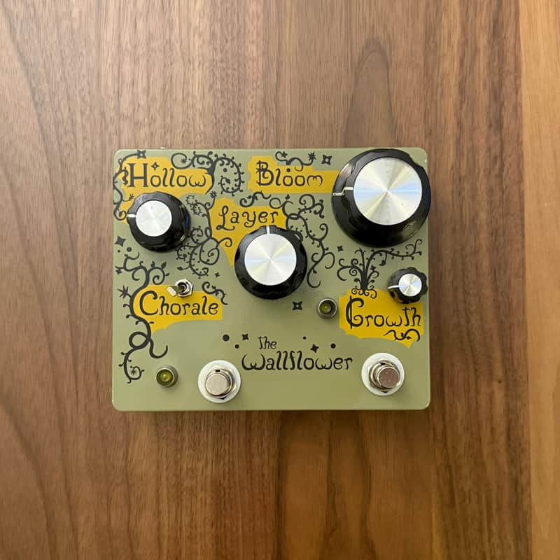 Hungry Robot Wallflower 2025 Shoegaze in a box | Reverb