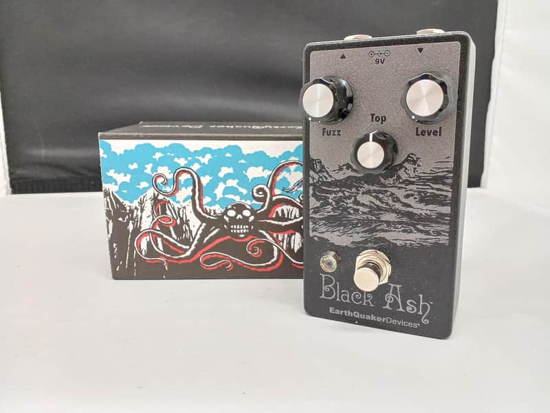 EARTHQUAKER DEVICES BLACK ASH Guitar Effects Pedal Fuzz | Reverb UK
