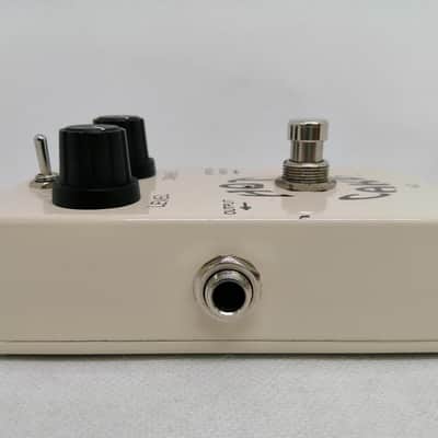 Crowther Audio HOT CAKE 2KNOB Distortion Effect Pedal | Reverb