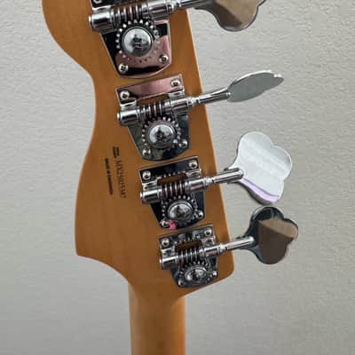 Fender Player II Modified Active Precision Bass with Maple | Reverb