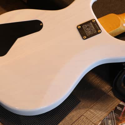 Case Queen! 1999 PRS Swamp Ash Special Mary Kay Electric | Reverb