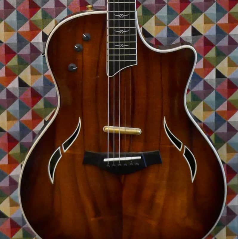 Taylor T5 | Reverb Malta