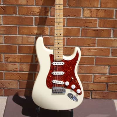 1993 Fender Custom Shop American Standard Strat-Cream | Reverb
