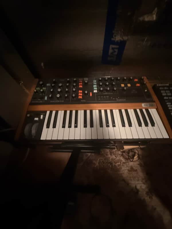 Behringer Poly D 4-Voice Polyphonic Synthesizer 2020 - | Reverb