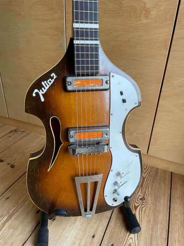 Defil Julia 2 1976 | Reverb