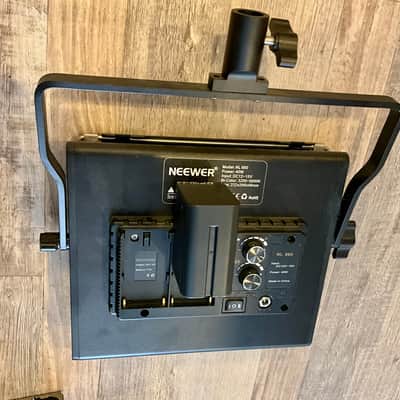 Neewer LED Light Panel Set w/ Power Supply & Carrying Bags | Reverb