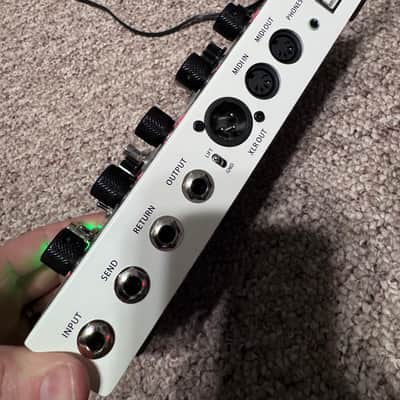 Mooer Preamp LIVE 2018 - White | Reverb