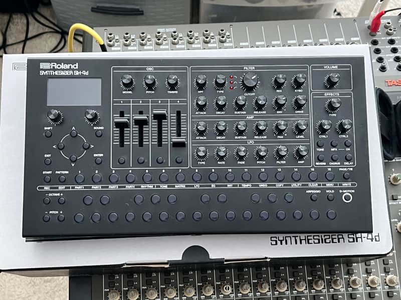 Roland SH-4D Polyphonic Desktop Synthesizer 2023 - Present - | Reverb