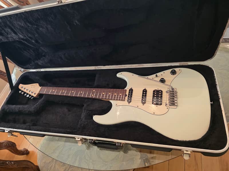 Suhr Pro Strat style HSS 2000s - Sonic Blue | Reverb