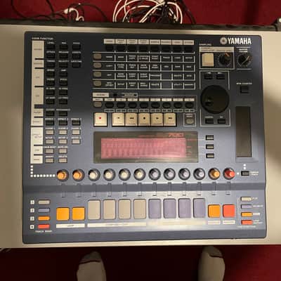 Yamaha SU-700 2003 Dark Blue | Reverb