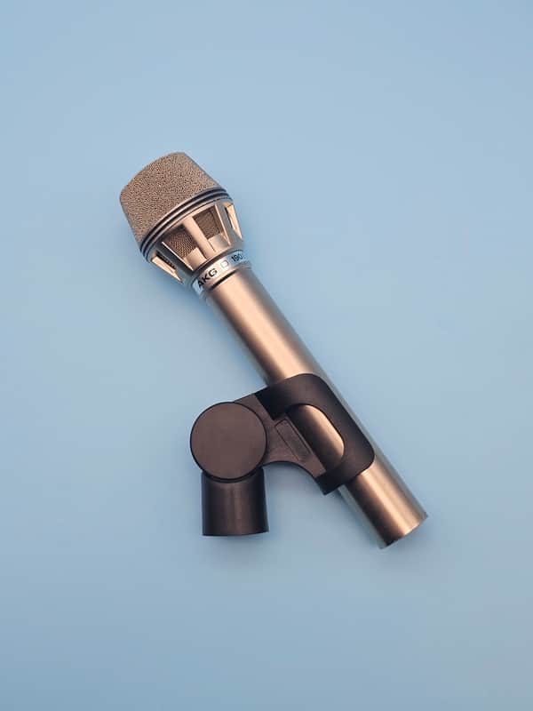 ☆Vintage 1970s AKG D190E *Refoamed* - Dynamic Microphone | Reverb UK