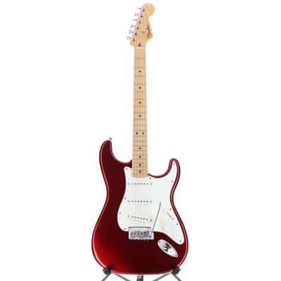 Fender Standard Stratocaster, Maple Fingerboard, White | Reverb