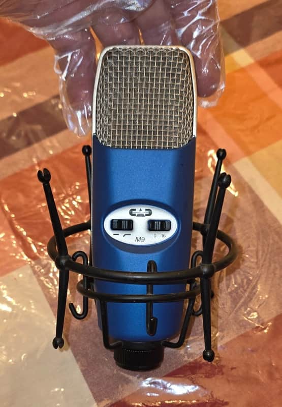 CAD M9 2002 | Reverb