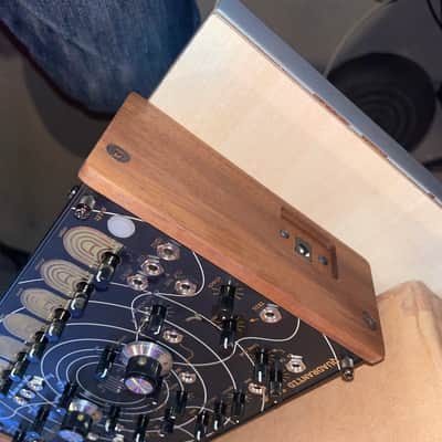 Eowave Quadrantid Swarm Desktop | Reverb