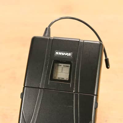Shure U4D-J4 Dual-Channel Wireless Receiver with U1 Bodypack | Reverb