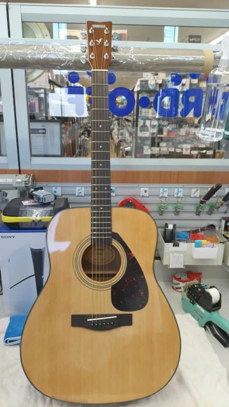 YAMAHA F600 Acoustic Guitar - Perfect for All | Reverb Australia