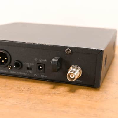 Electro-Voice (EV) R-300 Receiver w/ BP-300 Bodypack - Band C | Reverb