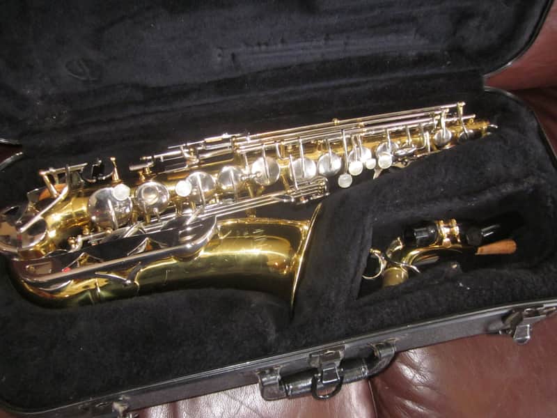 Used Conn 21M Student Alto Saxophone Lacquer w/ Hard Case | Reverb