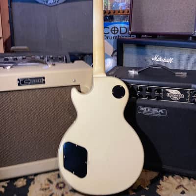 Gibson Les Paul Custom Shop Custom 2000 - Alpine White (Aged) | Reverb