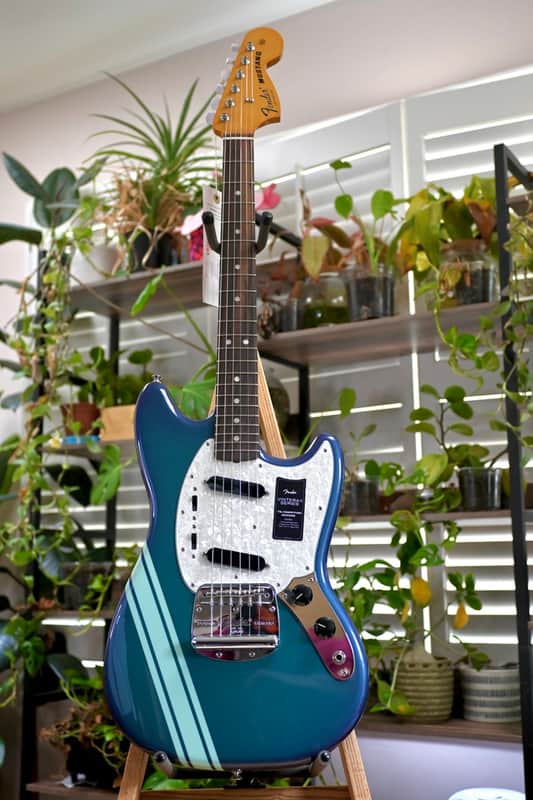 *New in Box* Fender Vintera II '70s Competition Mustang 2025 | Reverb