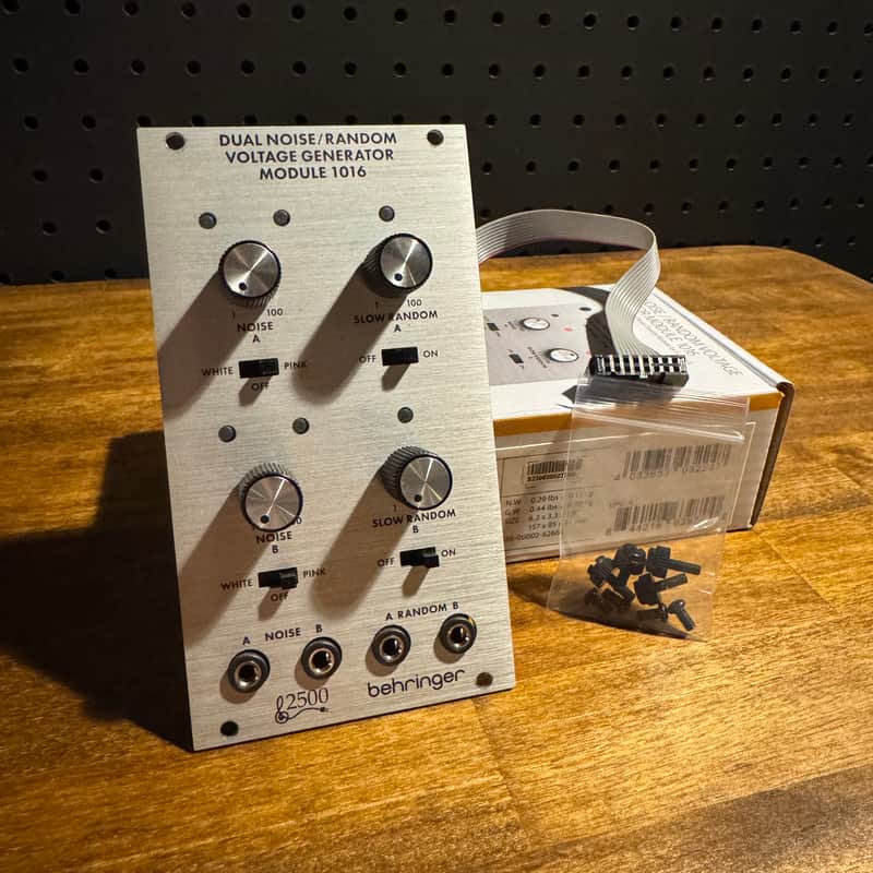 Behringer 1016 Dual Noise/Random Voltage Generator 2021 - | Reverb