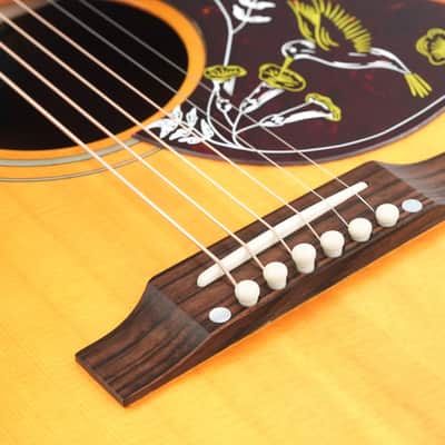 Gibson Hummingbird Standard Heritage Cherry Sunburst | Reverb Canada