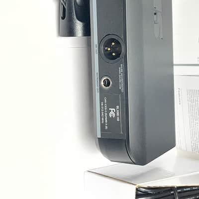 Shure BLX1288/MX53 Wireless Combo System with BLX88 | Reverb