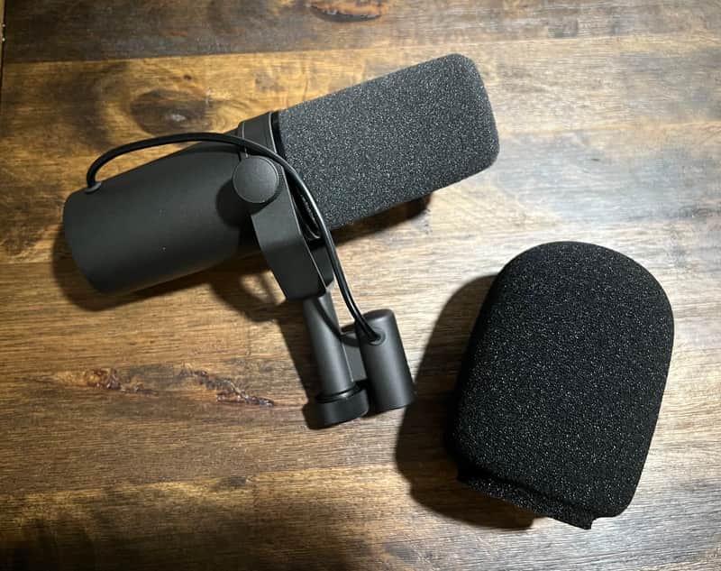 Shure SM7B Genuine Cardioid Dynamic Microphone 2001 - Present | Reverb