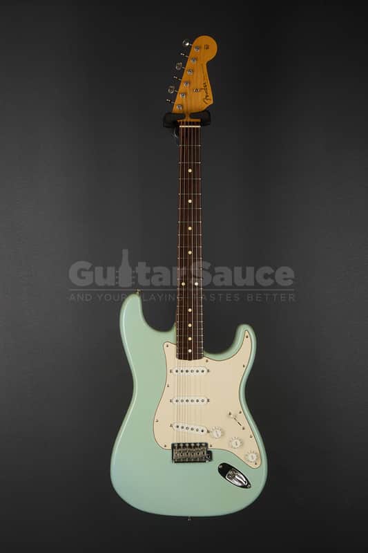 Fender Stratocaster American Vintage Reissue ‘62 Beatles | Reverb