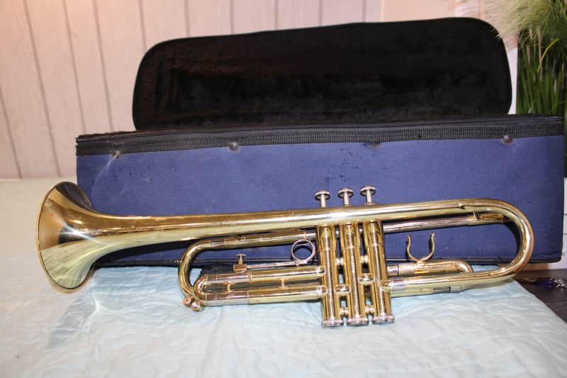 Getzen 300 Series Trumpet — Good condition, hard case | Reverb