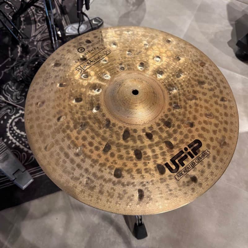 UFIP Blast Series Extra Dry crash 18" | Reverb