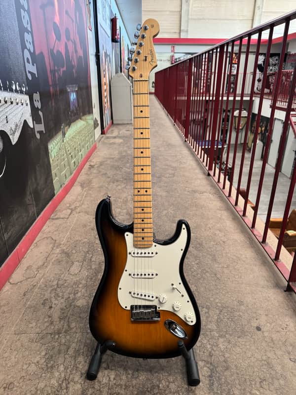 Fender Stratocaster American Standard | Reverb