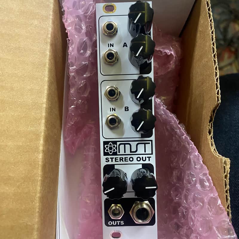 Synthrotek MST Stereo Output Mixer Modular | Reverb