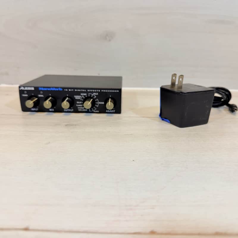 Alesis NanoVerb 18-Bit Digital Effects Processor Reverb Delay | Reverb