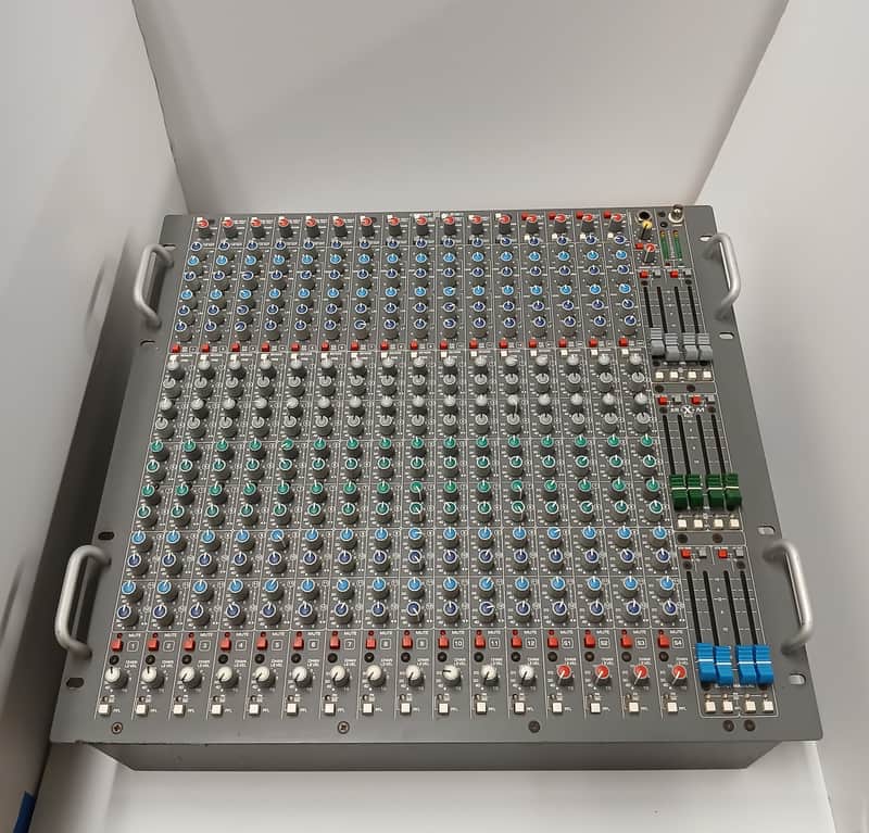 Crest Audio X20RM 12-Mix Monitor Console CFA-XXRM-U5 | Reverb